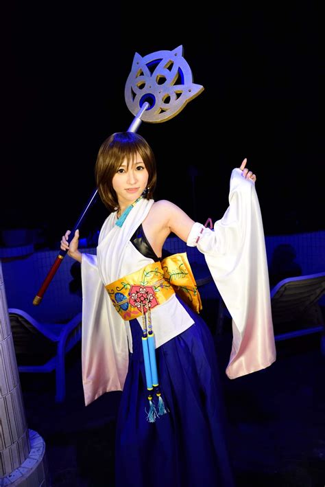 Final Fantasy Sexy Yuna Cosplay Scrolller