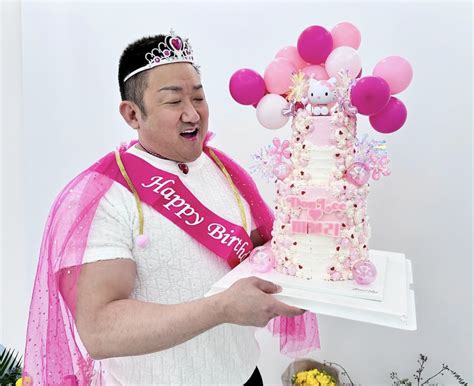 Ma Dong Seok Hello Kitty 1 Ma Dong Seok Cute Backgrounds For Iphone