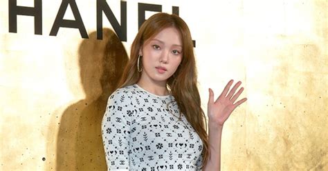 포토 이성경 시크한 매력