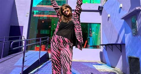 Ex Bbb Marcela Mc Gowan Inaugura Café Com Sex Shop O Prazer Em