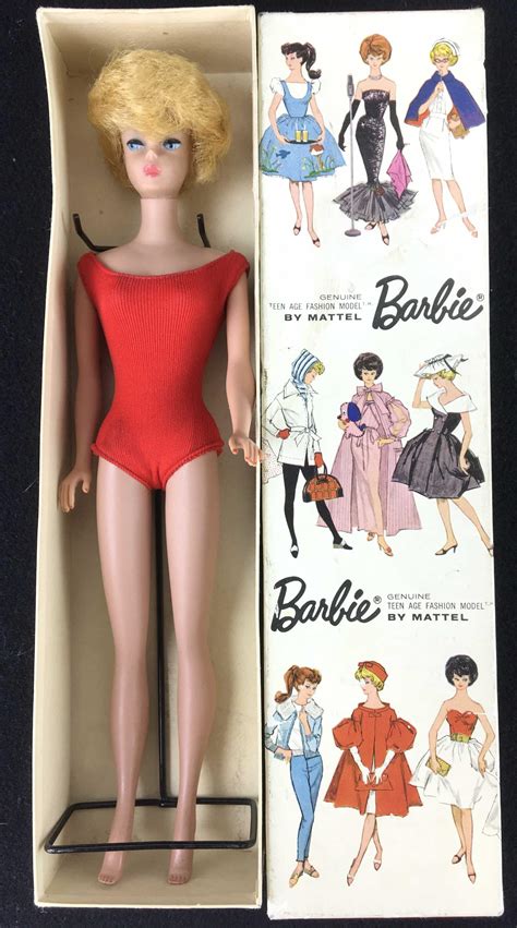 Lot 1962 Bubble Cut Midge Barbie Boll In Original Box