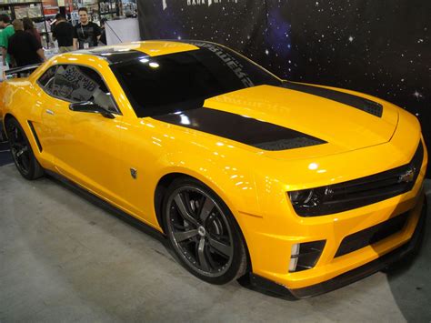 Yellow Sports Car Camaro 2023 Mobil Sport Raffi