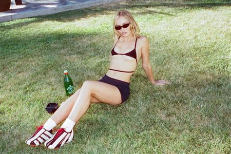 Welcome To Sleazy Girl Summer Why Its The Season For Being A Hot