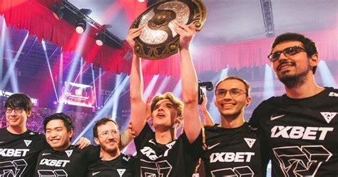 Nix рассказал на ком держится успех Tundra Esports на Ti11