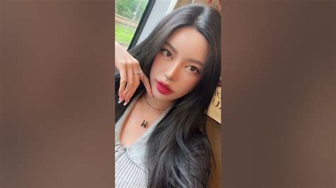 Dong Geu Ran 동그란ㅣinfluencer 인플루언서ㅣmodelㅣbikiniㅣlookbookㅣinstagramㅣ