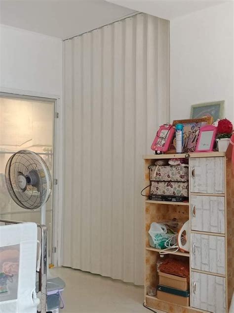 งานติดตั้งฉากกั้นห้องแบบทึบเก็บข้าง ขนาด 1 77x2 65 ลูกค้าติดตั้งฉากปิดส่วนที่เป็นครัวในและหน้า