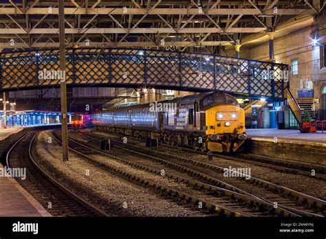 Direct Rail Services Class 37 Locomotive 37402 At Carlisle Railway