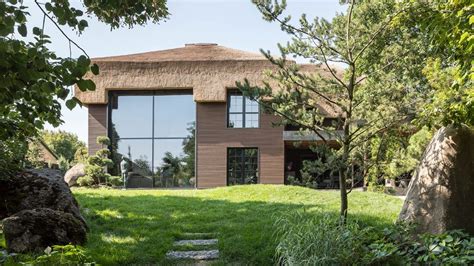 Shkrub Is Sergey Makhnos Own Thatch Roofed House Filled With Ceramics