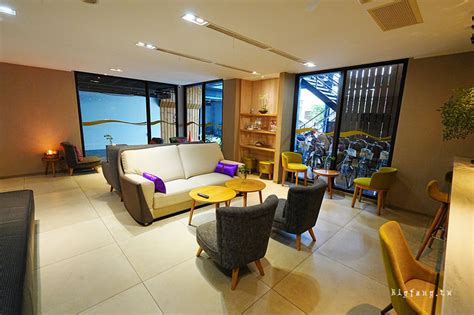 花蓮平價飯店 F Hotel花蓮忠孝館 家庭4人房簡單乾淨cp值高黎明紅茶早餐位置超優小吃多夜市停車方便 樂活的大方