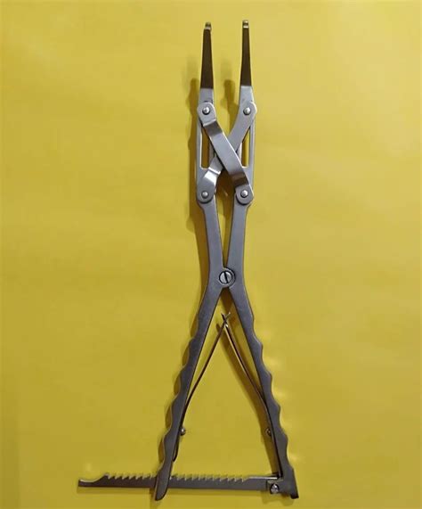 Steel Spine Compressor Orthopedic Instruments At ₹ 7500piece In New Delhi