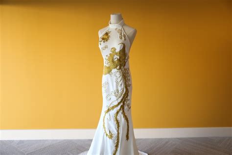 Modern Chinese Wedding Dress Custom Gold Cheongsam Traditional