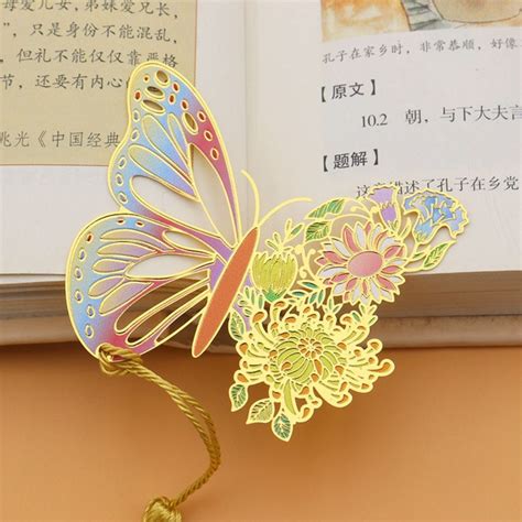 Badu Bg Китайски стил Метални пеперуди Цветни отметки Изящно кух пискюл Висулка Щипка за книга