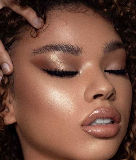 Pretty Neutral Eye Makeup