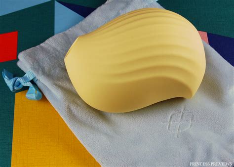 Review Osuga Cuddly Bird Princess Previews