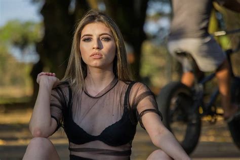 132 Curtidas 2 Comentários Lilian Dornelas Lilian Dornelass No