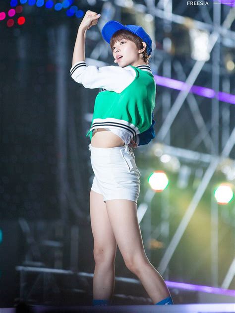 정연이 이쁘고 잘생기고 둘 다 해먹었던 무대 인스티즈 Instiz 이슈 카테고리