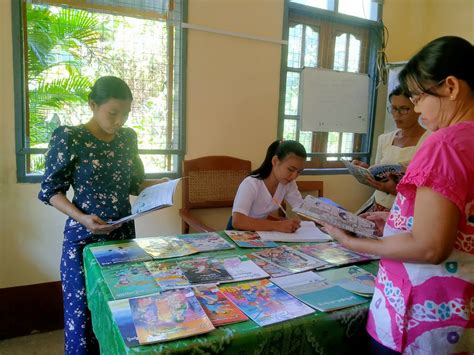 ပေါင်မြို့နယ်၌ Mobile Library စနစ်ဖြင့် စာအုပ်၊ စာစောင်များ ငှားရမ်းပေး Myanmarnationalpost