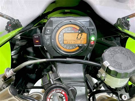 Kawasaki Zx 10r Zxt00c マレーシア仕様 京都のバイクショップspec M 4730