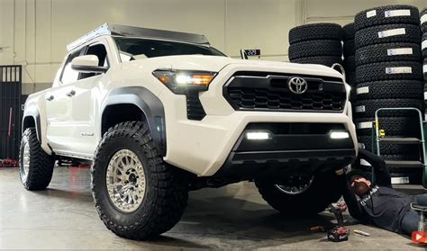 Lifted Tacoma Rough Country 35 Lift Kit 2024 Toyota Tacoma