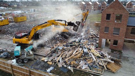 Work To Demolish Faulty New Build Homes And Plots On Darwin Green In Cambridge Gets Under Way