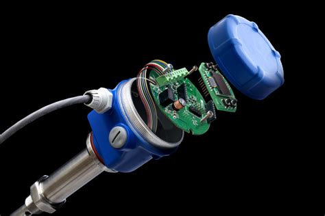 Whitman Controls Dual Switch And Sensor Level Transmitter Is Fully