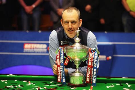 Snooker Player Turns Up To Press Conference Naked After Winning World