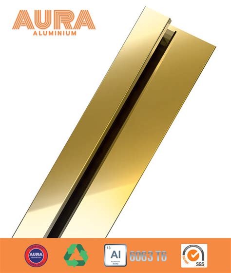 คิ้วกระเบื้องสแตนเลส 304 V Cut Aura Aluminium