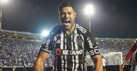 Hulk Comenta Sobre Tornar Se O Maior Artilheiro Do Atlético Neste Século