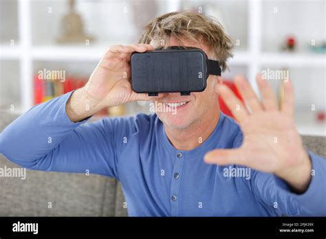 Man Wearing A Vr Headset Hi Res Stock Photography And Images Alamy