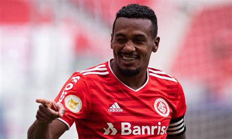 Edenílson Pede Para Deixar O Inter E Destino Pode Ser O Atlético Mg
