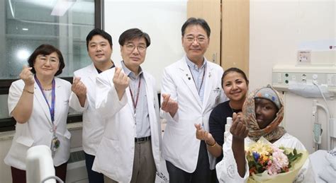 고려대의료원 마다가스카르 희귀암 환자에 ‘환한 미소 선물