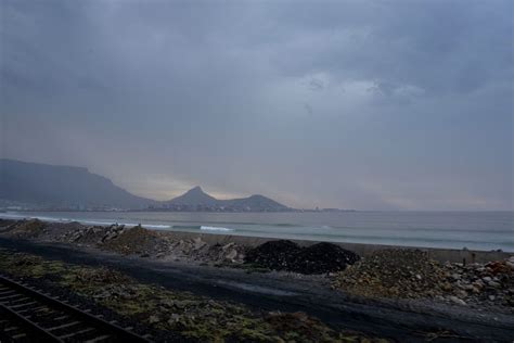 Weather Cape Town Braces For Heavy Wind Rain On Saturday