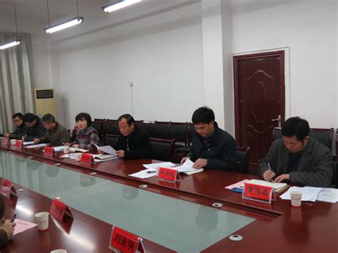 双方当场商定了我校与临湘市教育局合作的框架协议，在此基础上将积极推进和落实产学研合作教育的各项具体工作。
