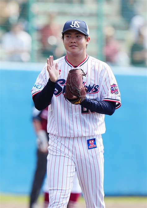 【ヤクルト】ドラ2松本健吾が実戦デビュー2回3安打無失点「ストライク先行で」古田氏教え実践 プロ野球写真ニュース 日刊スポーツ