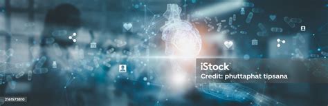 미래 지향적 인 의료 손 들고 심장 가상 홀로그램 심장 질환 진단 가상 인터페이스 분석 환자의 증상 디지털 기술 의료 건강 개념 3d 렌더링 일러스트레이션 3차원 형태에