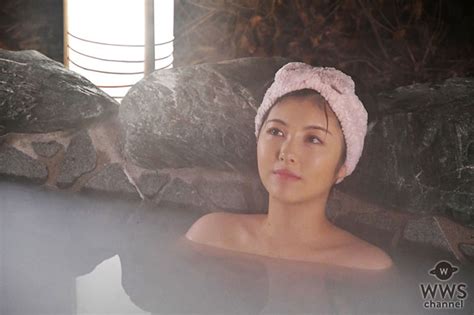浜辺美波、露天風呂シーンにファン歓喜！「時乃ちゃんの首の美しさに息をのみました」 Wwsチャンネル