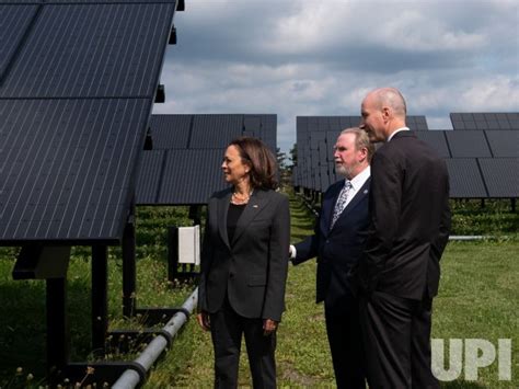 Photo Vp Harris Visits Buffalo To Talk About The Inflation Reduction