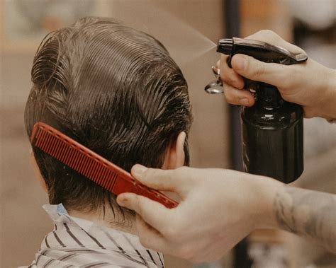 Cómo Cortar El Pelo En Casa Consejos De Belleza En Hombres Con Estilo