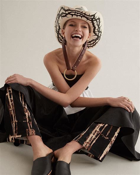 Daga Jez Mega Model Agency