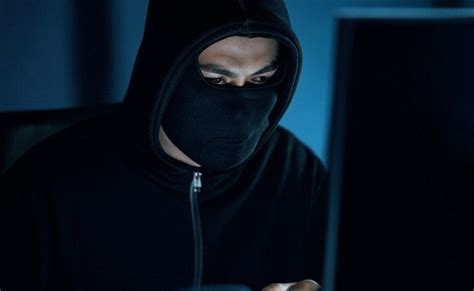 Mastering Network Forensics A Step By Step Guide To Traffic Analysis And Router Investigation