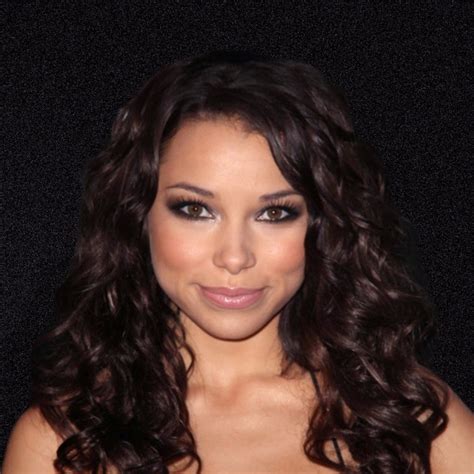 Complexo Jessica Parker Kennedy Complexo Jessica Parker Kennedy