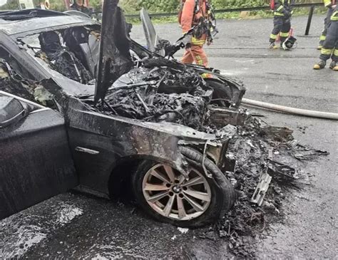 新北瑞芳火燒車！bmw轎車不明原因竄火舌 車主搶救反遭燙傷 生活 Nownews今日新聞