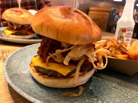 Kelseys Original Roadhouse 3970 Grand Park Dr Mississauga ON L5B