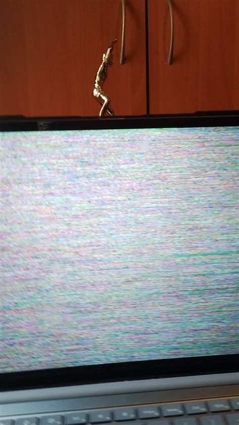 help i went to intel graphics control panel and pressed a reset button
