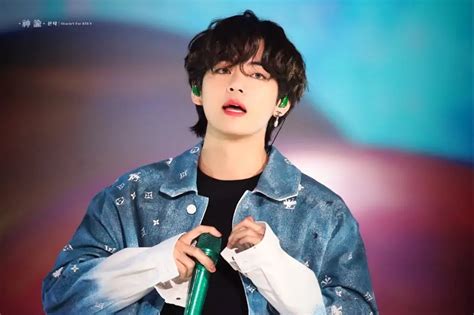 【bts】v金泰亨将与朴孝信主持sbs电台节目《金伊娜星光灿烂的夜晚》！ 哔哩哔哩