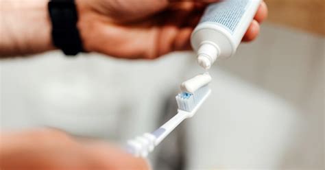 Why You Should Avoid Fluoride In Toothpaste Explained