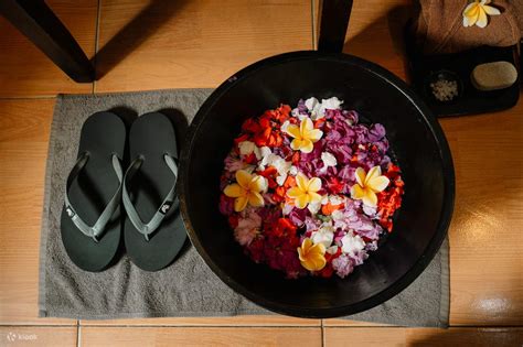 Full Body Massage Treatment At Bali Orchid Spa In Bali Indonesia