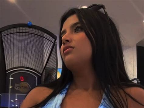 Alejandra Quiroz Cambió La Cuchara Y La Mezcla Para Ser Reina En Onlyfans