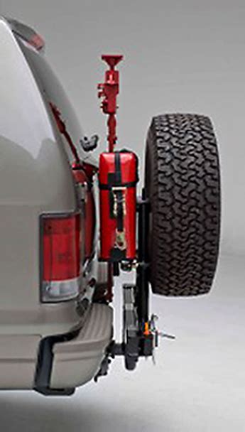 8lug Truck Gear Wilco Offroad Hitchgate Hi Lift Jack And Jerry Can