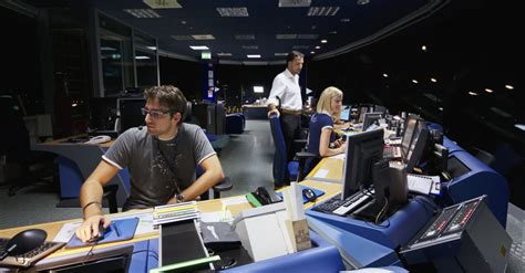 Devenir Agent d opération aérienne missions salaire et formation